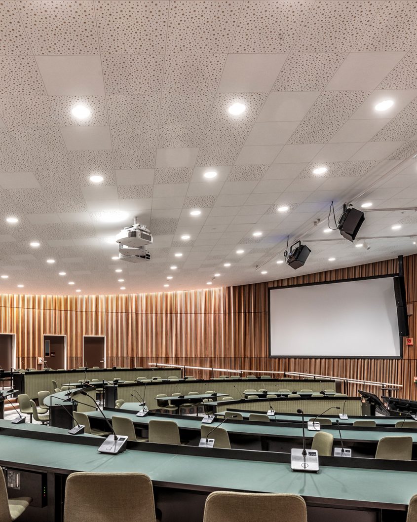 A Modern And Flexible Lecture Hall | Gustafs Scandinavia