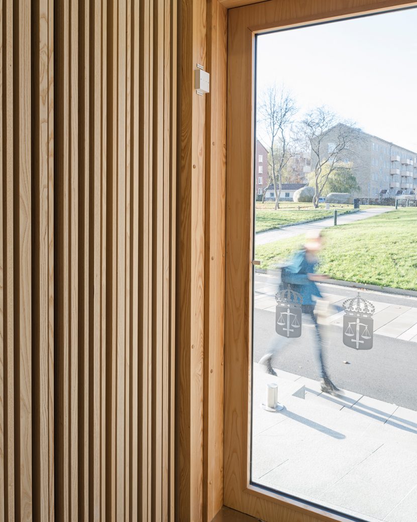 Robust Timber Slat Modules at District Court | Gustafs Scandinavia