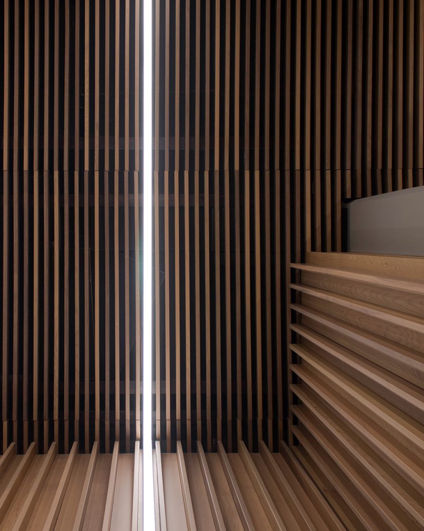 Entrance Interior Clad with Cedar Wood | Gustafs Scandinavia
