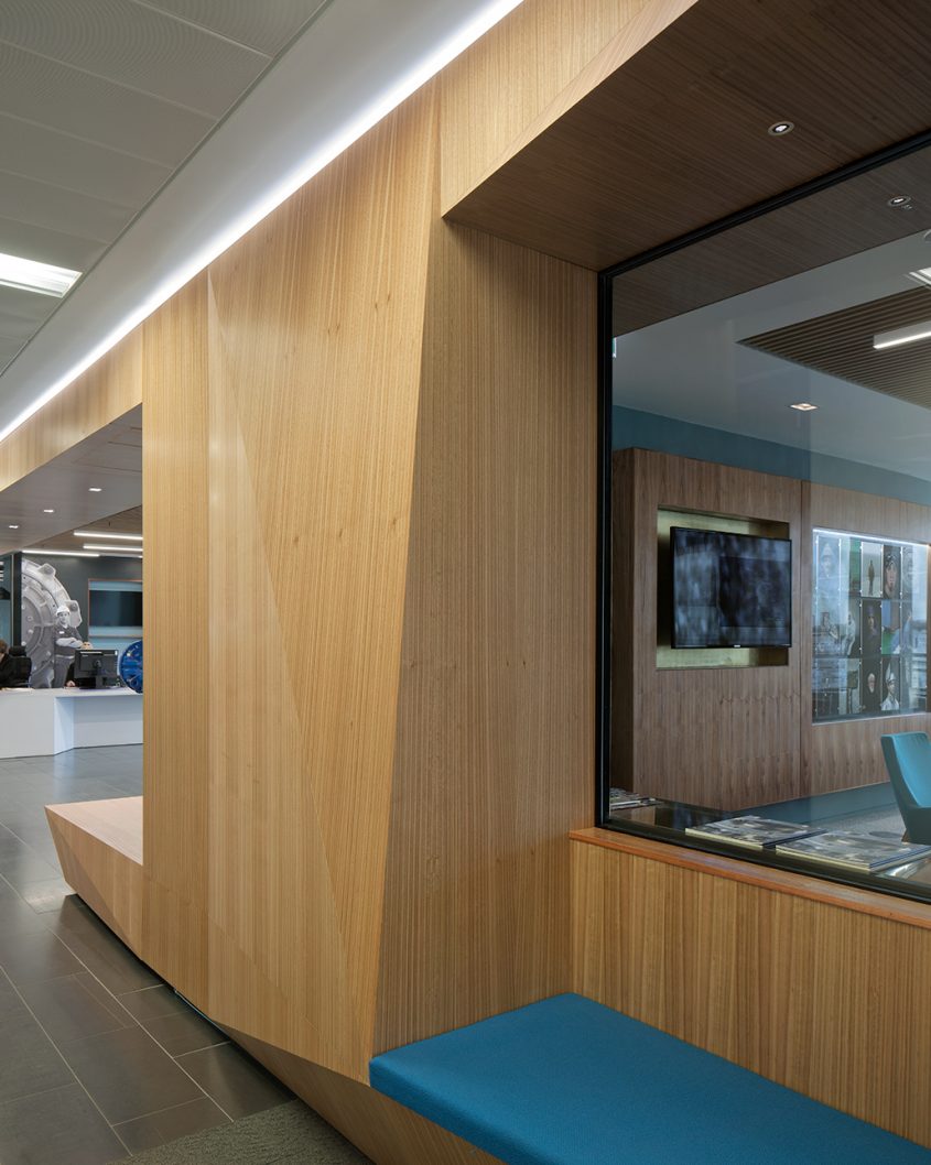 Eucalyptus veneered wall panels in Office | Gustafs Scandinavia
